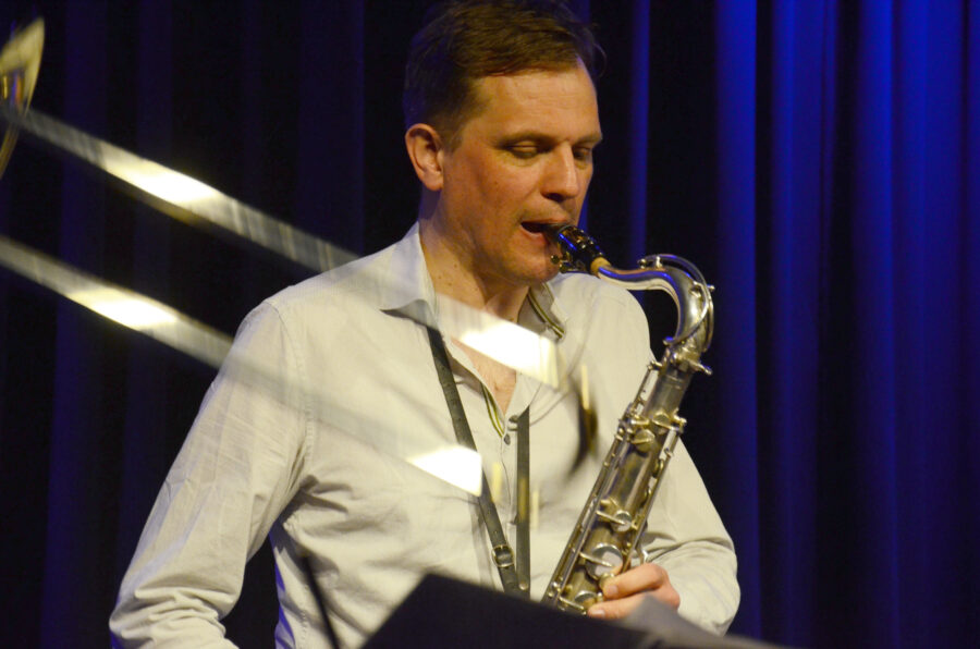 Schatten im Wechsel der Gezeiten - Twirls-Duo-Album „Tides“ - JazzZeitung